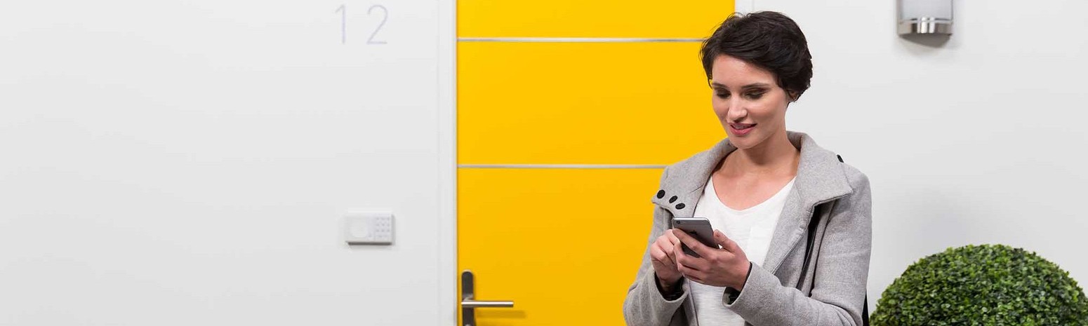 Serrure connectée Somfy : Ouvrez votre porte à distance avec l ...